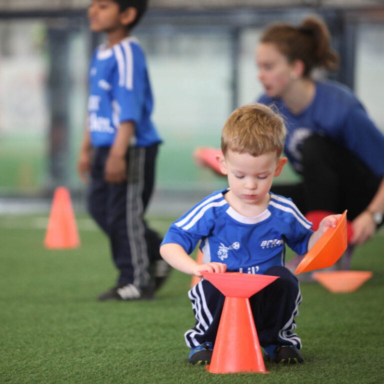 Lil' Kickers | Indoor 5 Soccer